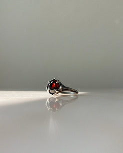 Daphne // Ring – Ecclesia