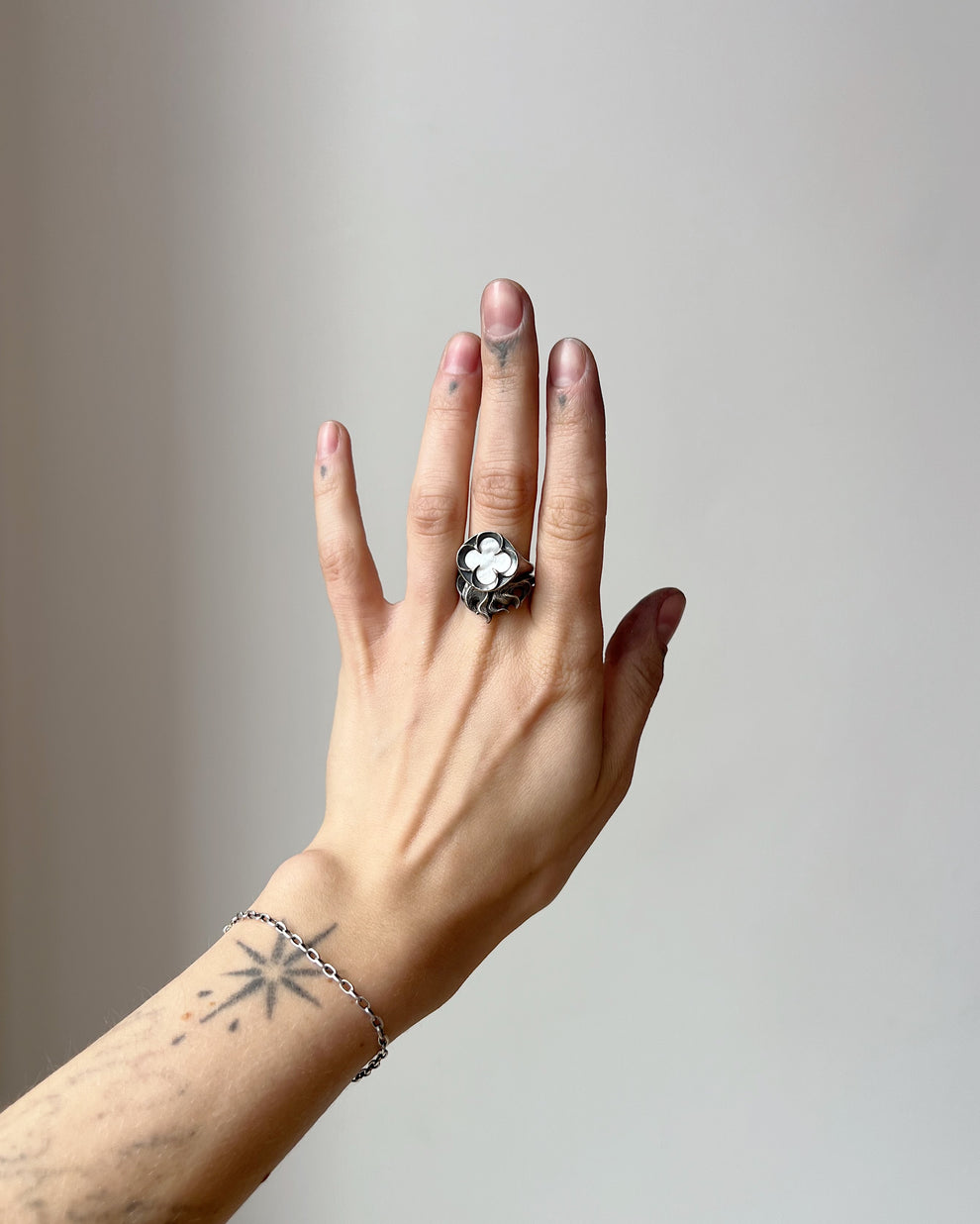 Pyre Shadow Pt I // Nesting Ring (RTS) – Ecclesia