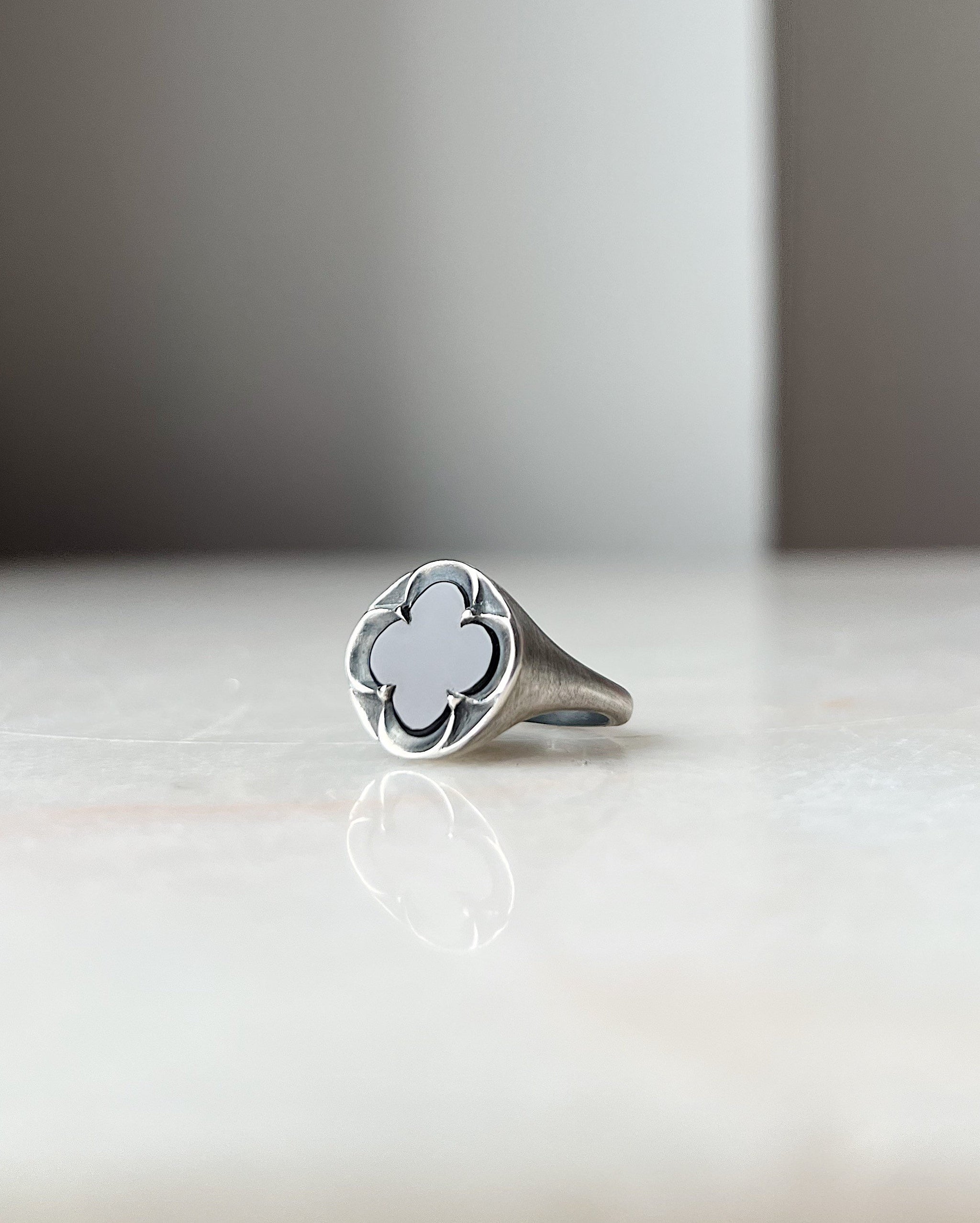 Nimbus // Onyx // Signet Ring – Ecclesia